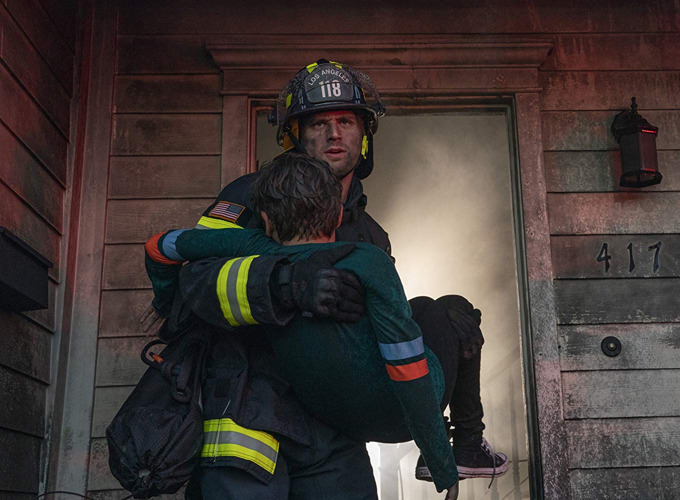 911 служба спасения (сериал, 2018, 9 сезонов) — Фильм.ру