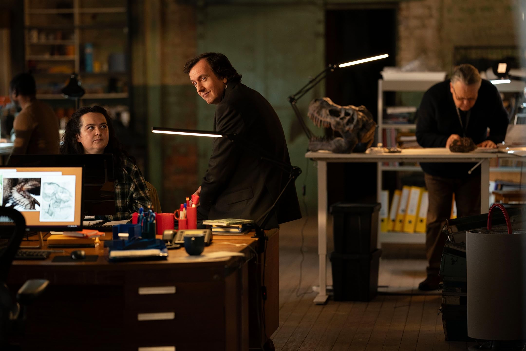 Динозавр (сериал, 2024, 1 сезон) — Фильм.ру