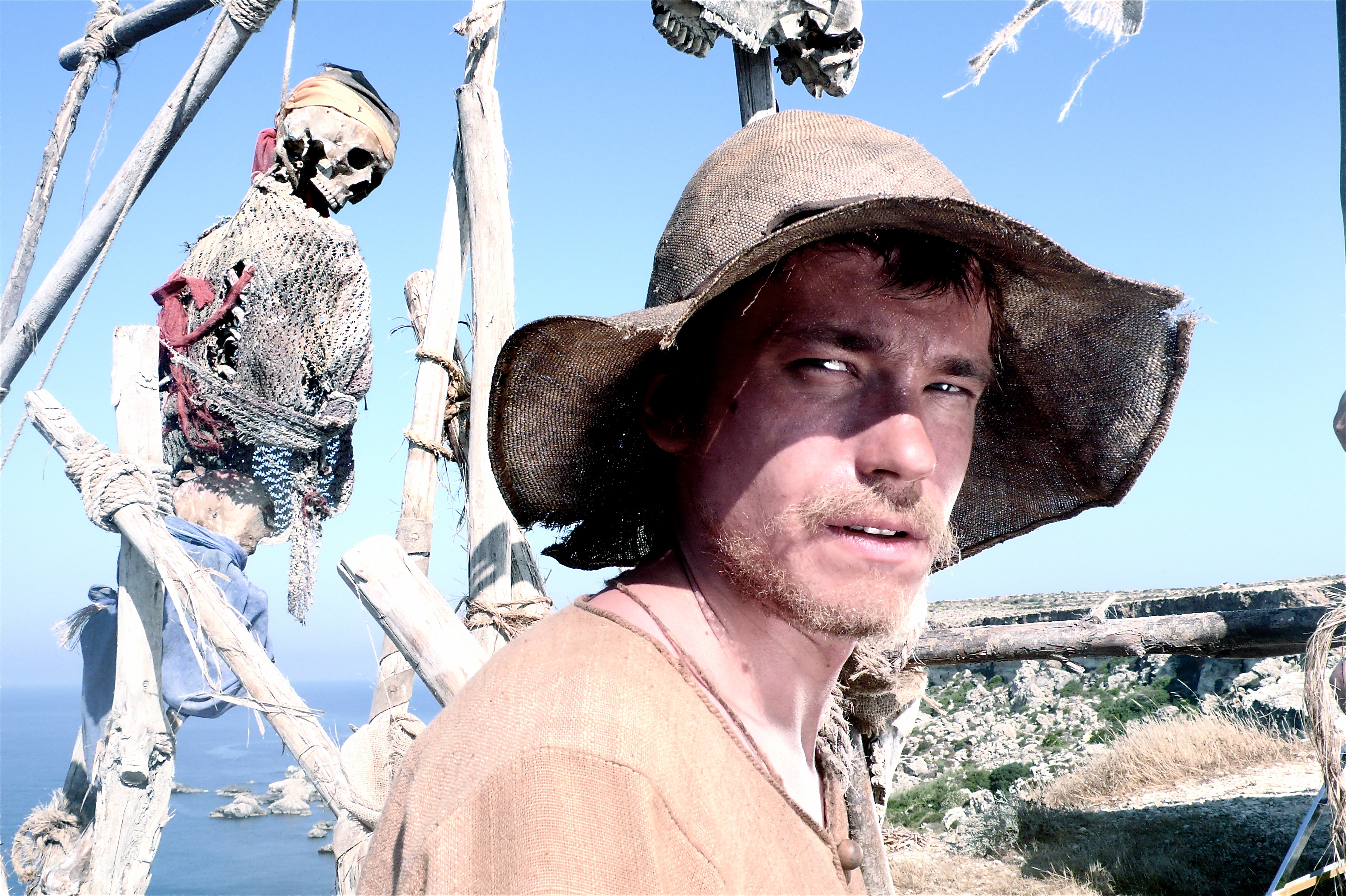 Форт Росс: В поисках приключений (2014) — Фильм.ру