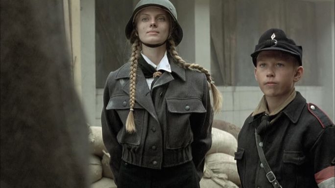 Бункер (2004) - Трейлеры на русском языке - Фильм.ру